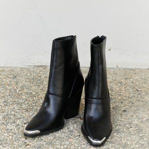 Qupid | Shoes | Qupid Shiny Silver Toe Detail Faux Leather Booties ...